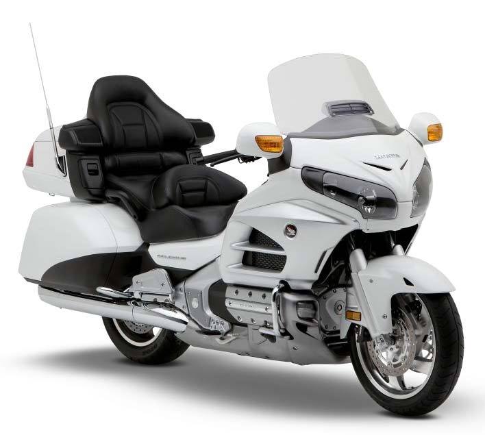 Motorcycle cab: a practical means of transportation in the city